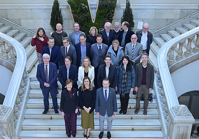 Las universidades se suman al clamor para poner en marcha un nuevo plan sur para el área ...